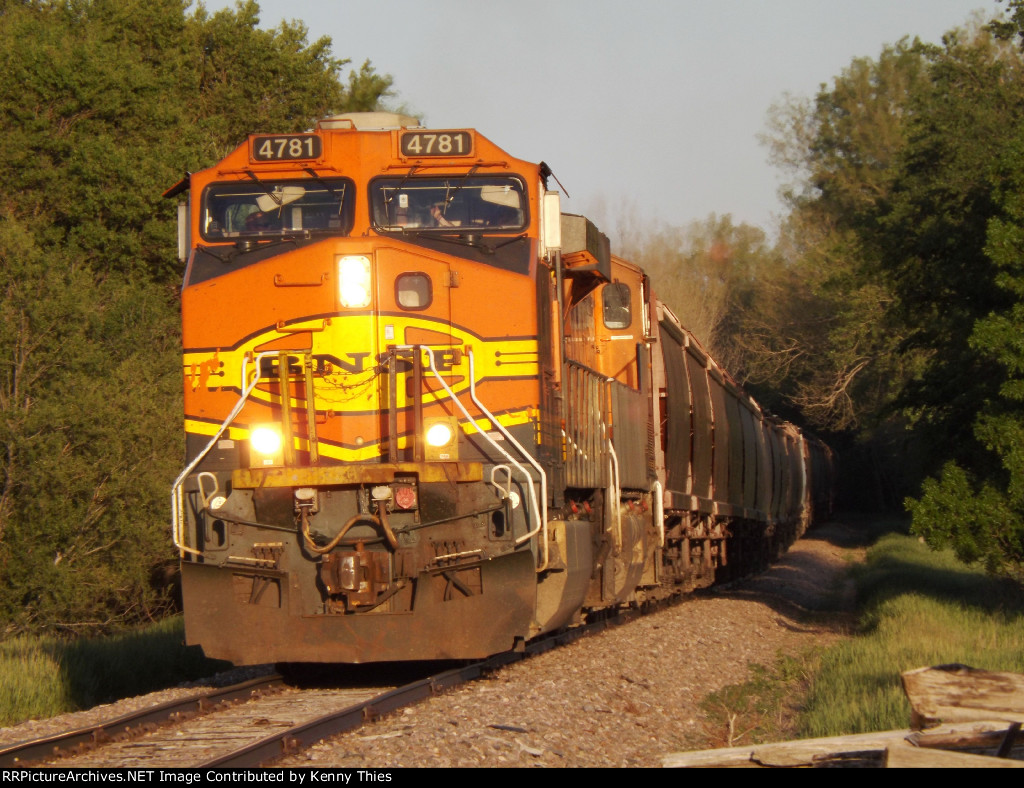 BNSF 4781